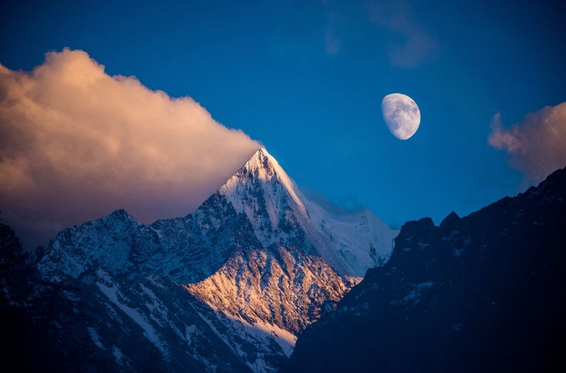 Seven frontier fortress poems in the prosperous Tang: endless heroes ...