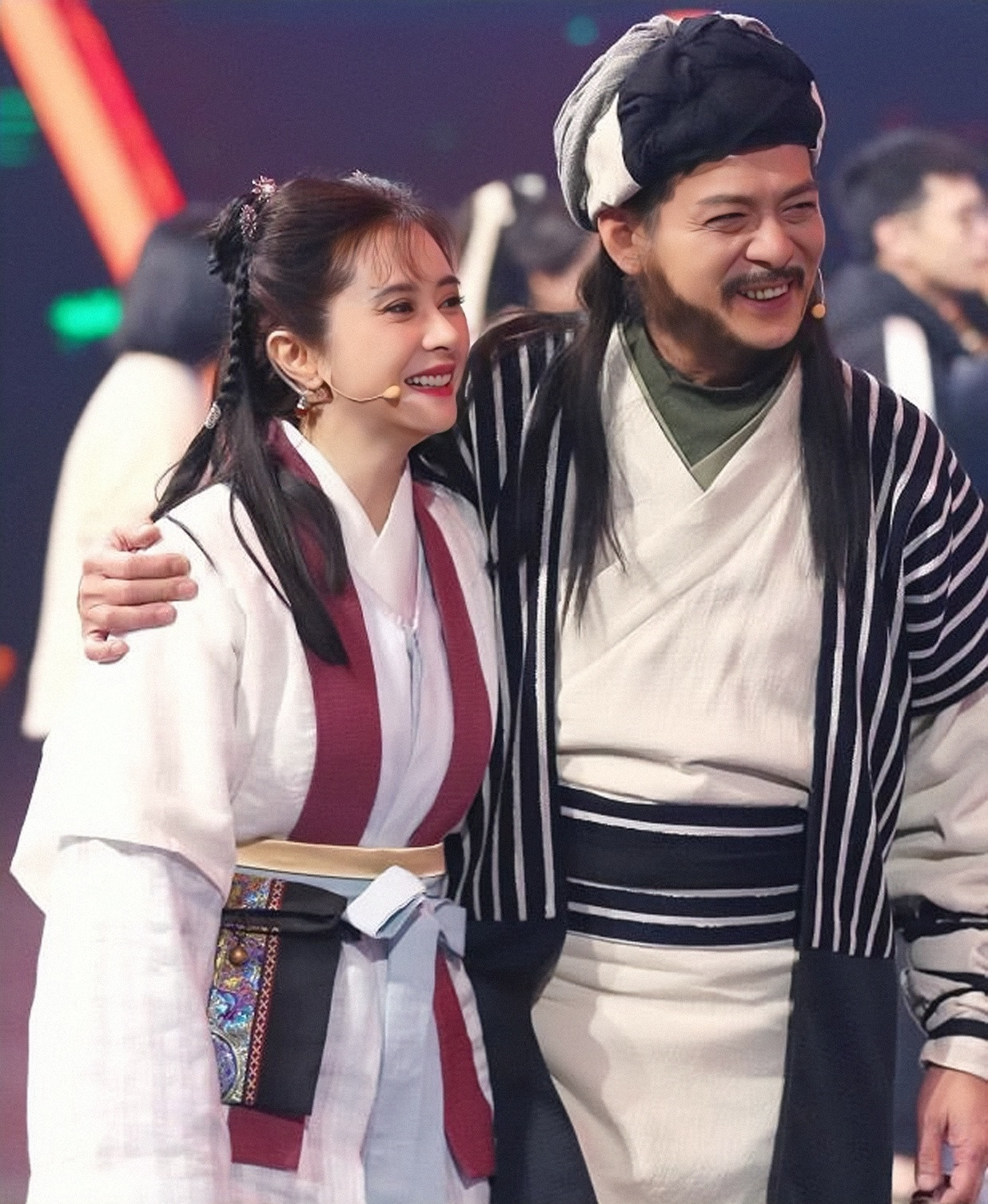 "The Most Beautiful Zhong Ling" He Meitian's Reversed Life - iNEWS