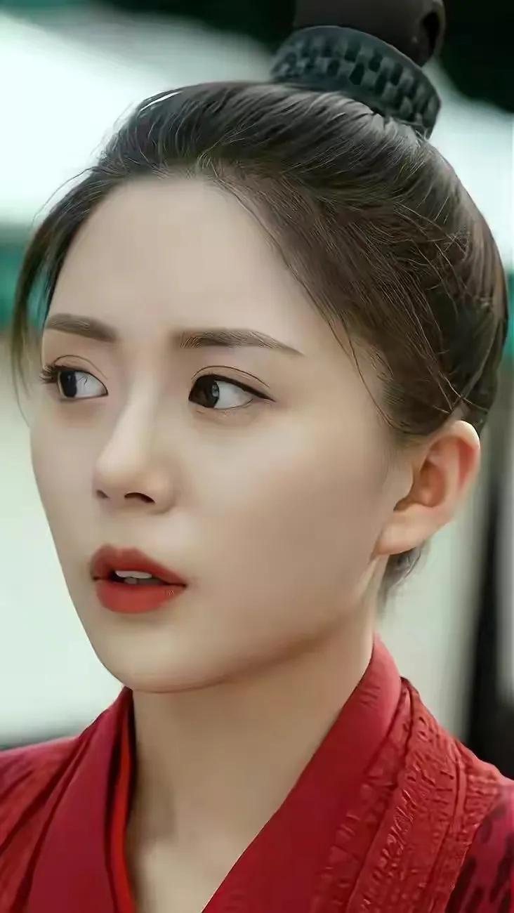 Shanghai actress-Tang Min - iNEWS