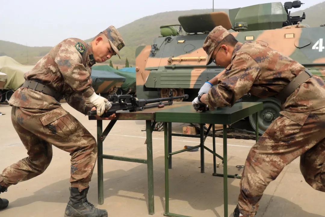 What is the experience of being a third-class soldier? - iMedia