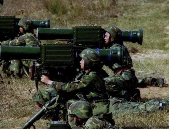 Chinese-made tank killer: Red Arrow 8, which destroyed US tanks by ...