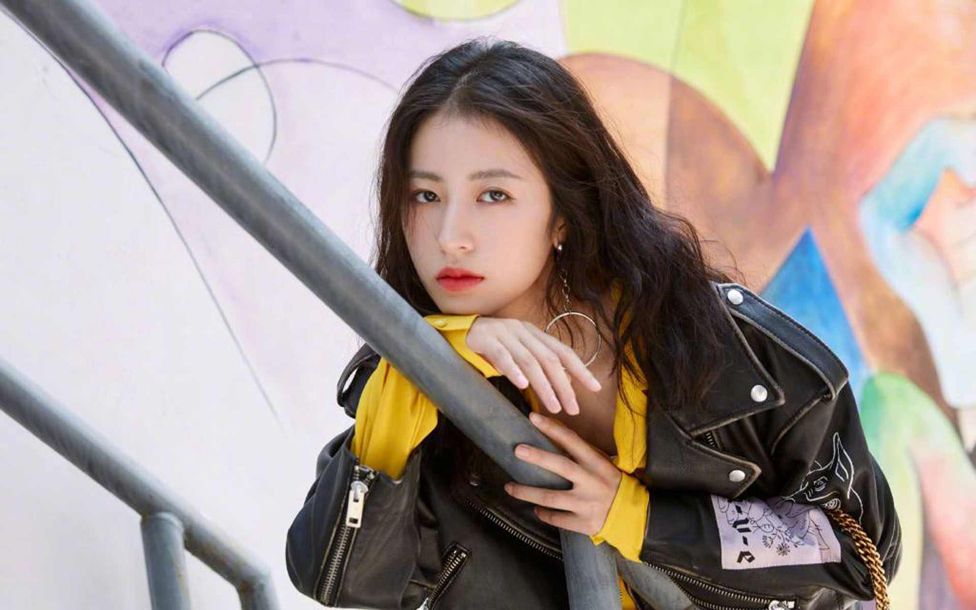 The leader said the little peanuts in the circle: Zhou Yutong, Yang Xuwen, Xie Na - iMedia