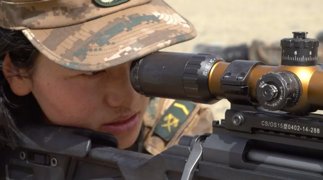 Amazing female soldier on the plateau!The Tibetan female sniper who ...