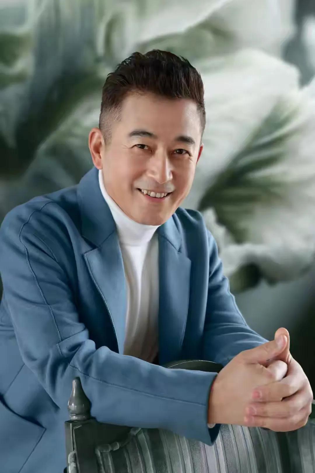 "Uncle Merry" Wang Zhifei's three love stories: each one is not simple ...