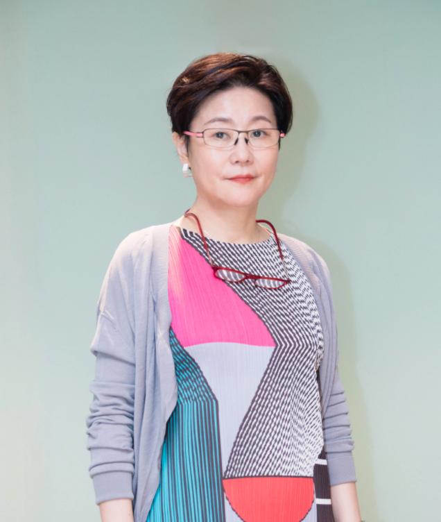 Director Li Shaohong meets big-name celebrities, and it is ...