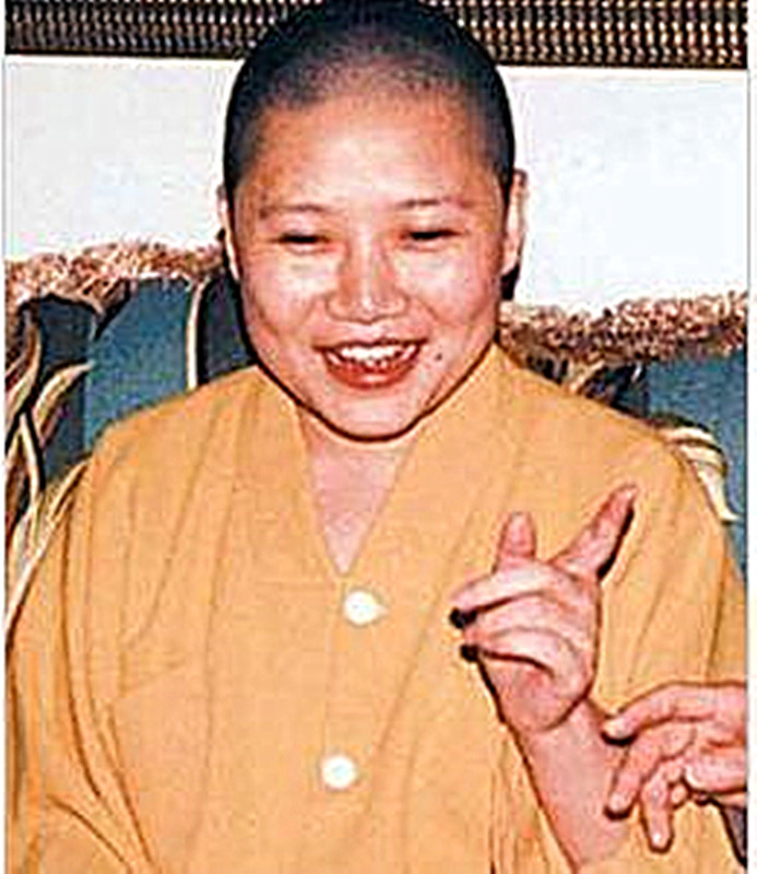 Li Na, who sees through the world: Bewildered by 2 loves, sing 2 songs ...