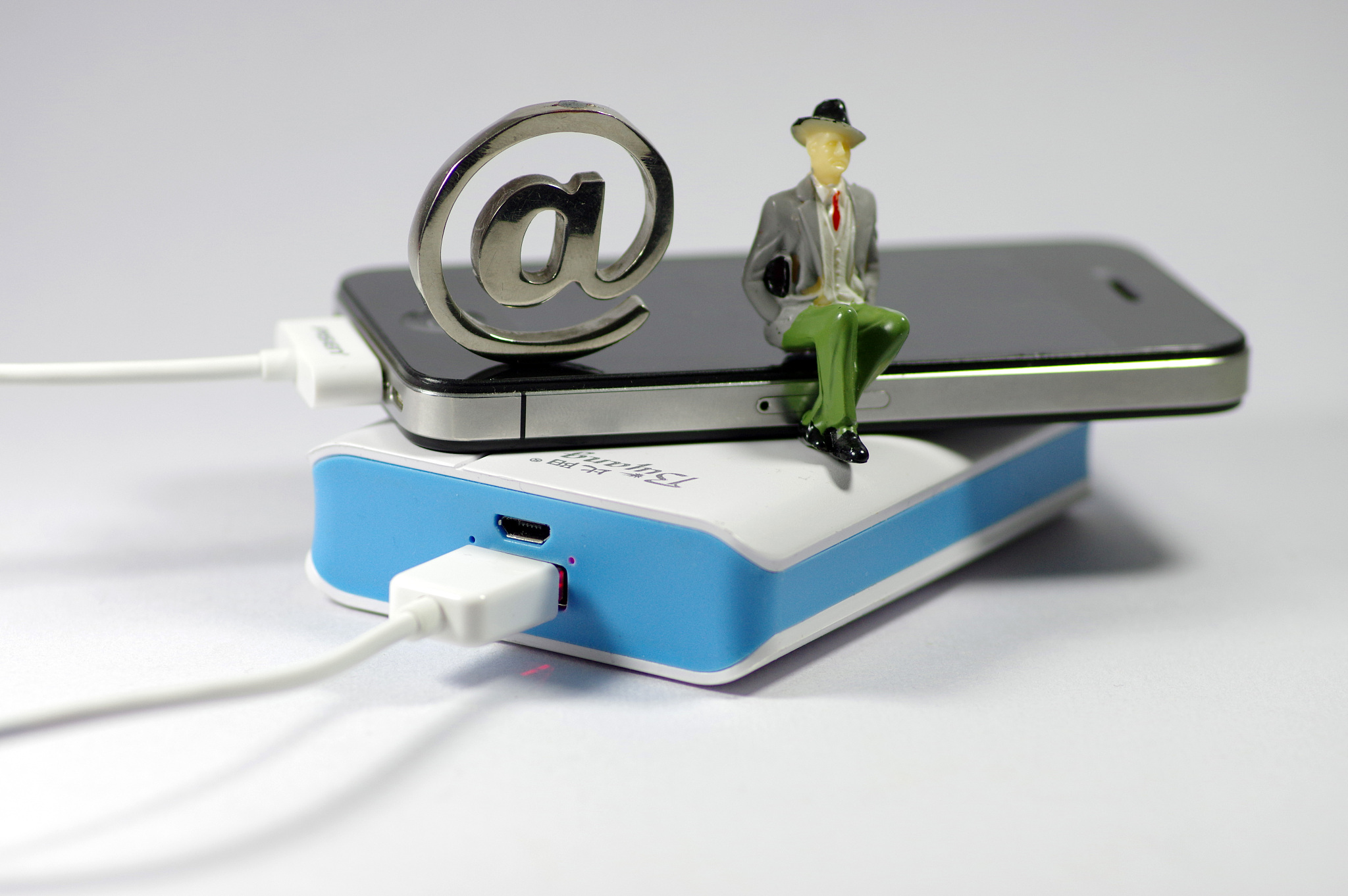 Shocking the first share of shared charging treasure, Monster Charging ...