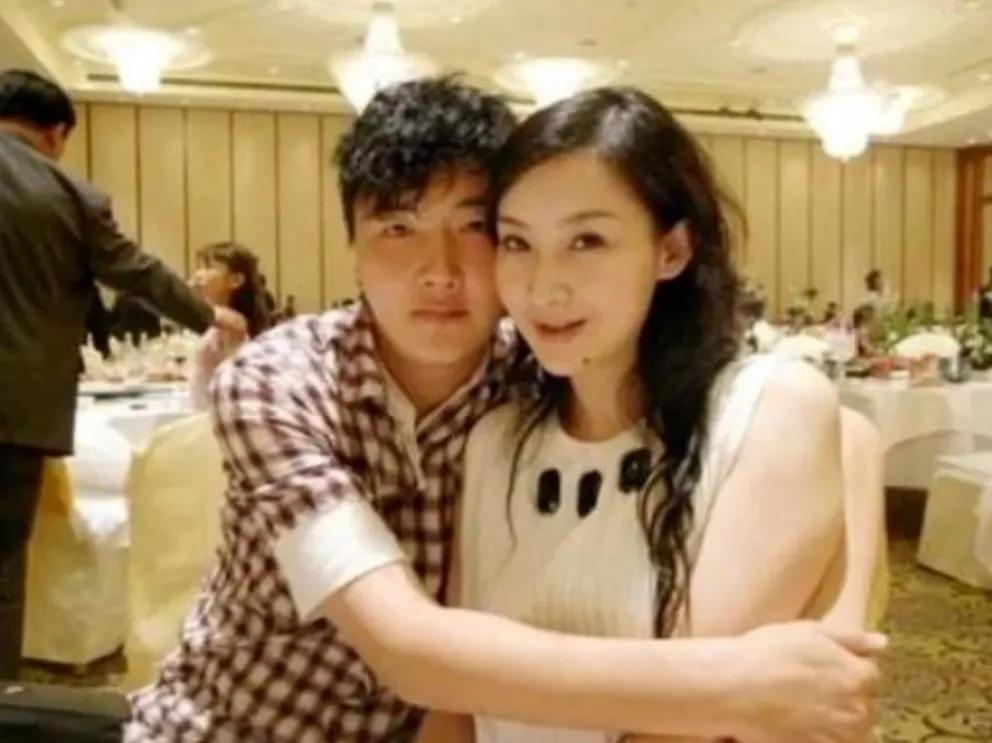 Sun Nan: Lived with Mai Hongmei for 9 years, but turned around and married Pan Wei - iNEWS