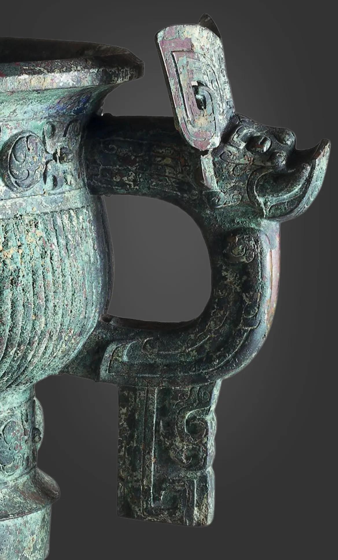 The Western Zhou Dynasty Bronze "Kang Hou Gui" - iMedia