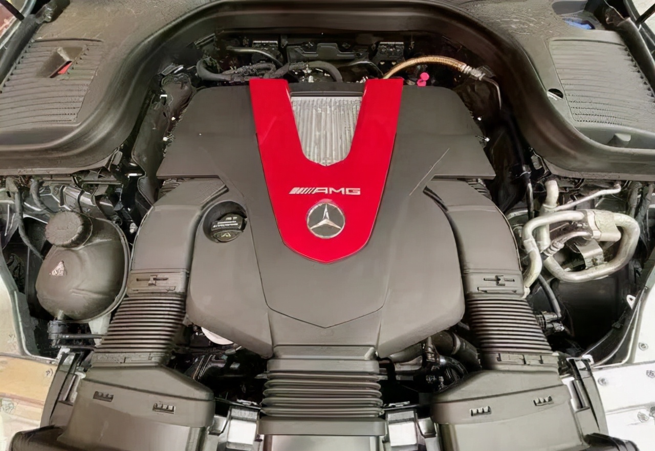 Cancel the V6 engine, the number becomes 53 instead!New Mercedes-Benz ...