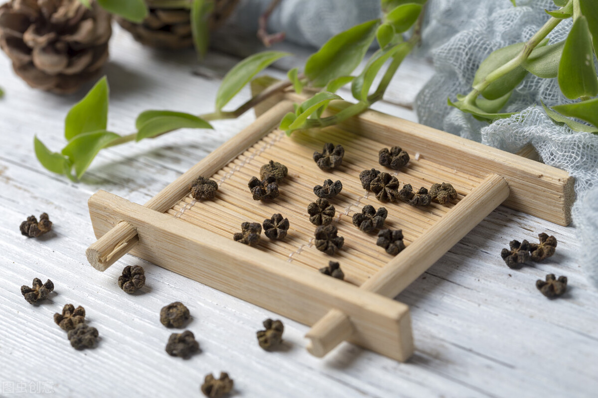 1 case of scrotal eczema treated by traditional Chinese medicine: 31 ...