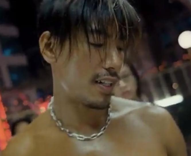 "Crow brother" Zhang Yao Yang's recent photo exposure, a white hair ...