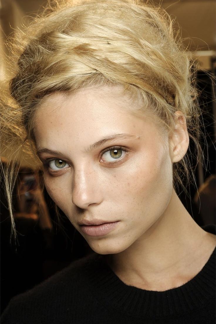 The 10 most beautiful young models in Russia - iMedia
