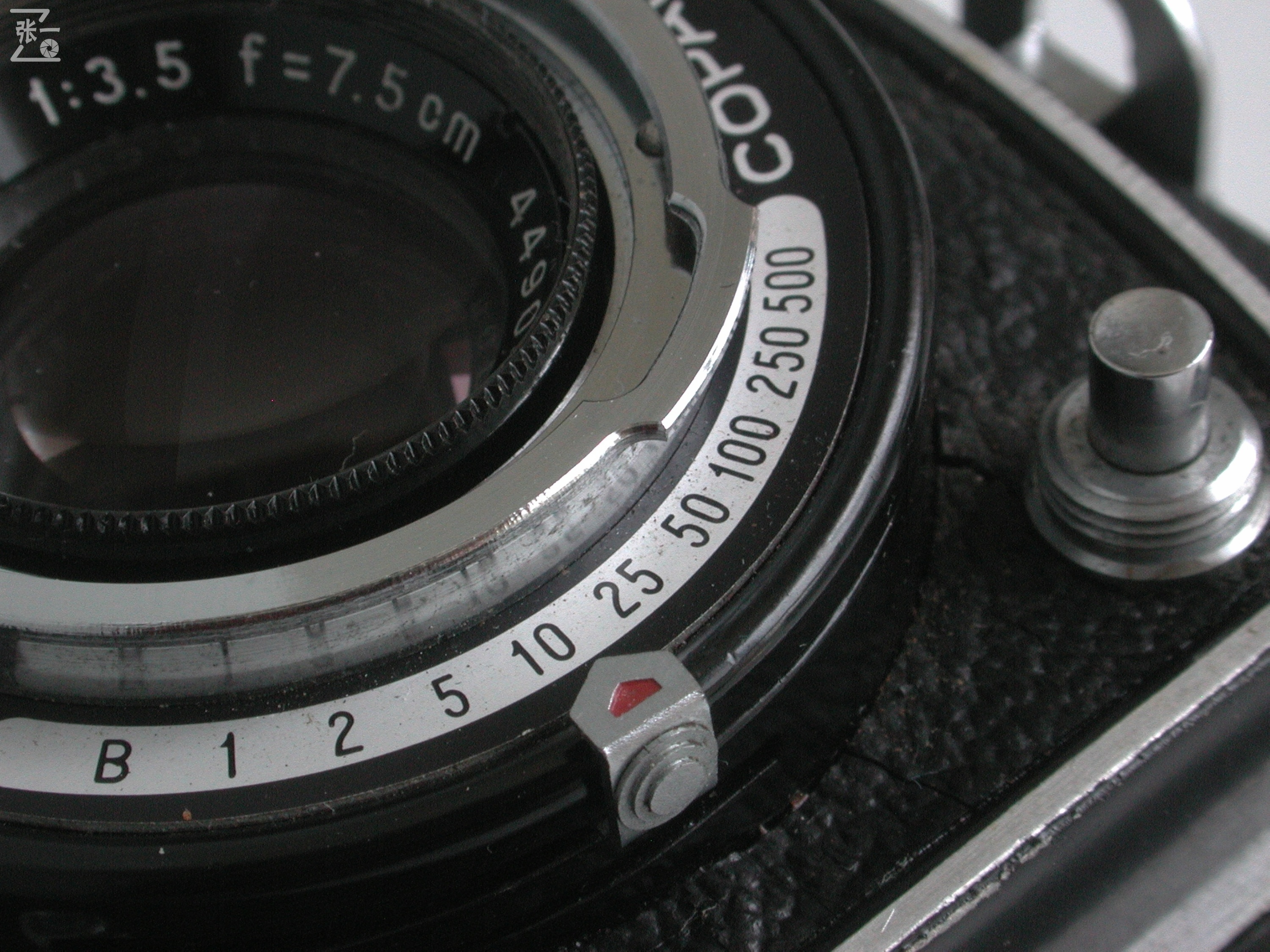 Double-reflex camera with right hand focusing: Walzflex IIIA!Made in ...