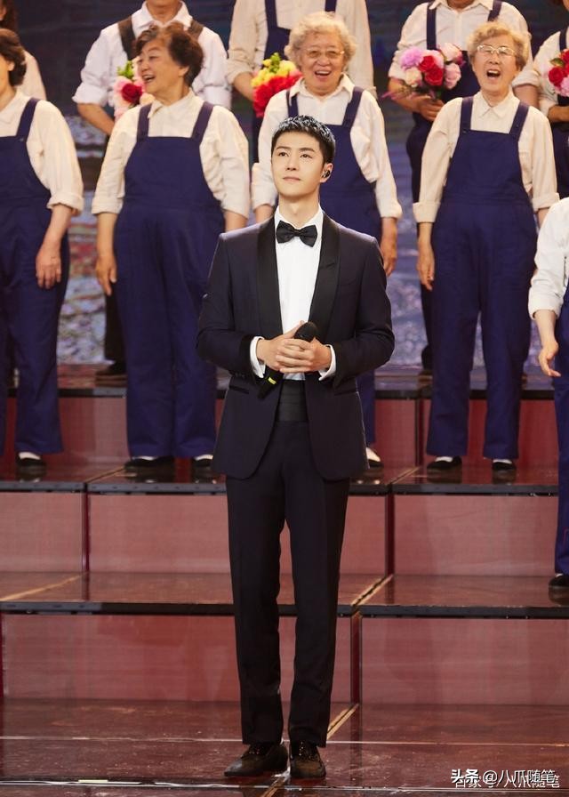 百年禮讚：王一博央視獻唱《年輕的朋友來相會》慶黨百歲生日快樂 - 資訊咖