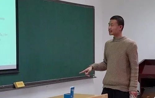 "Mathematics genius" Wei Dongyi: With a meal of 3 steamed buns and a ...