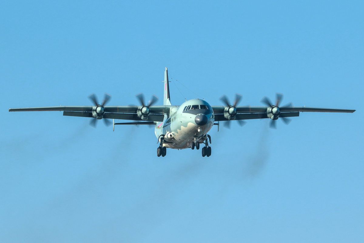 The 5th anniversary of the service of the Yun-20 transport aircraft ...