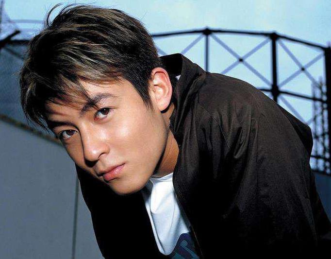 Hong Kong male celebrities, when they were young, they really made ...