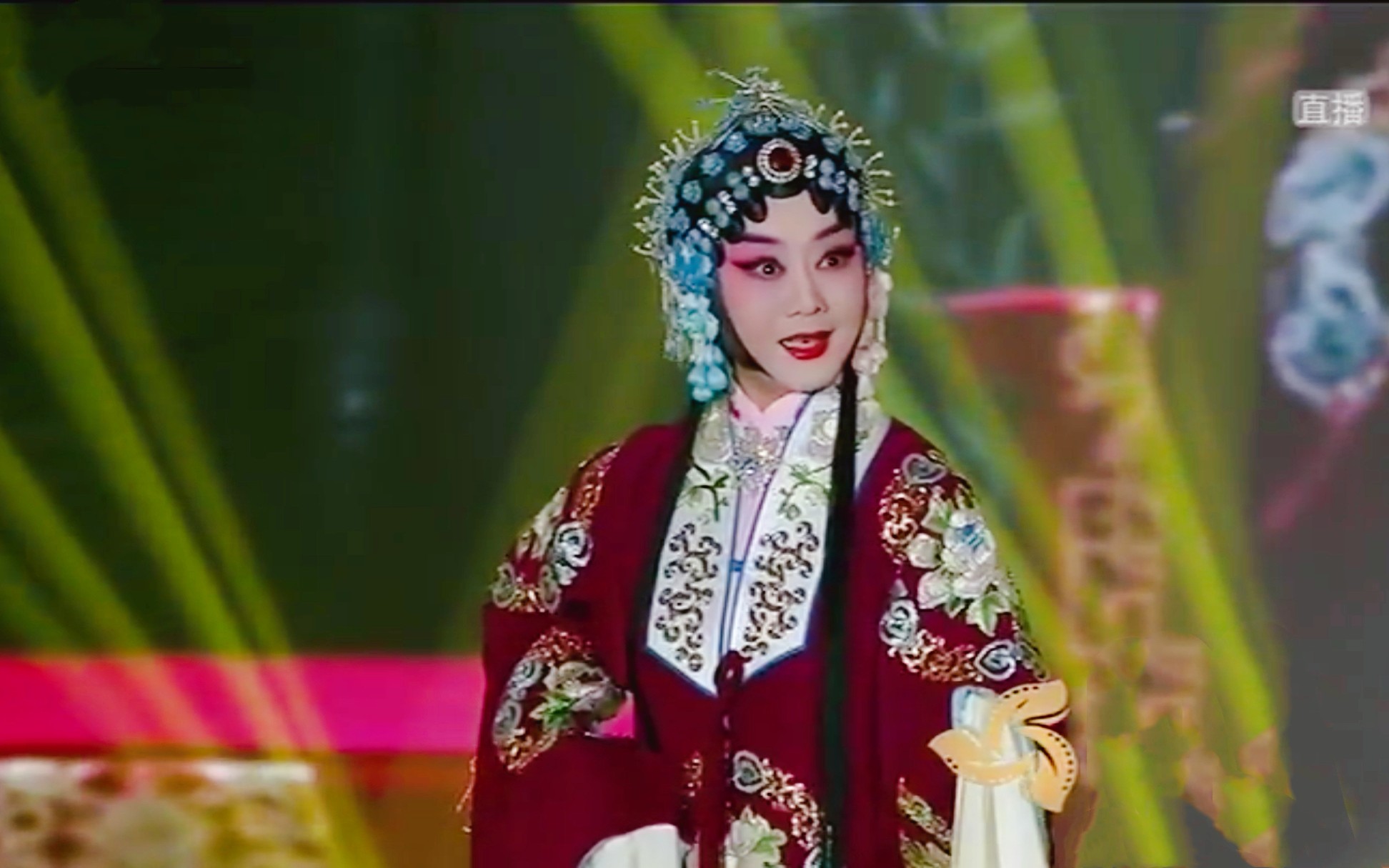 Why is Li Shengsu called "the first beauty in Peking Opera" by many ...