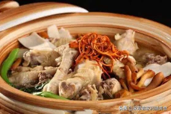 Deer whip stewed capon soup - iMedia