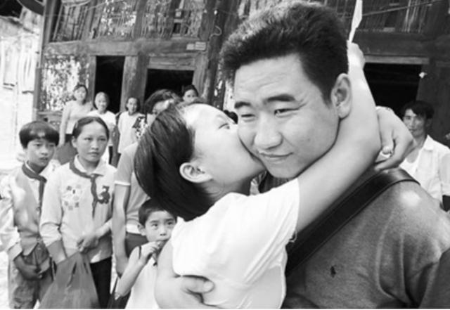 Cong Fei: After adopting 37 people, the husband and wife passed away ...