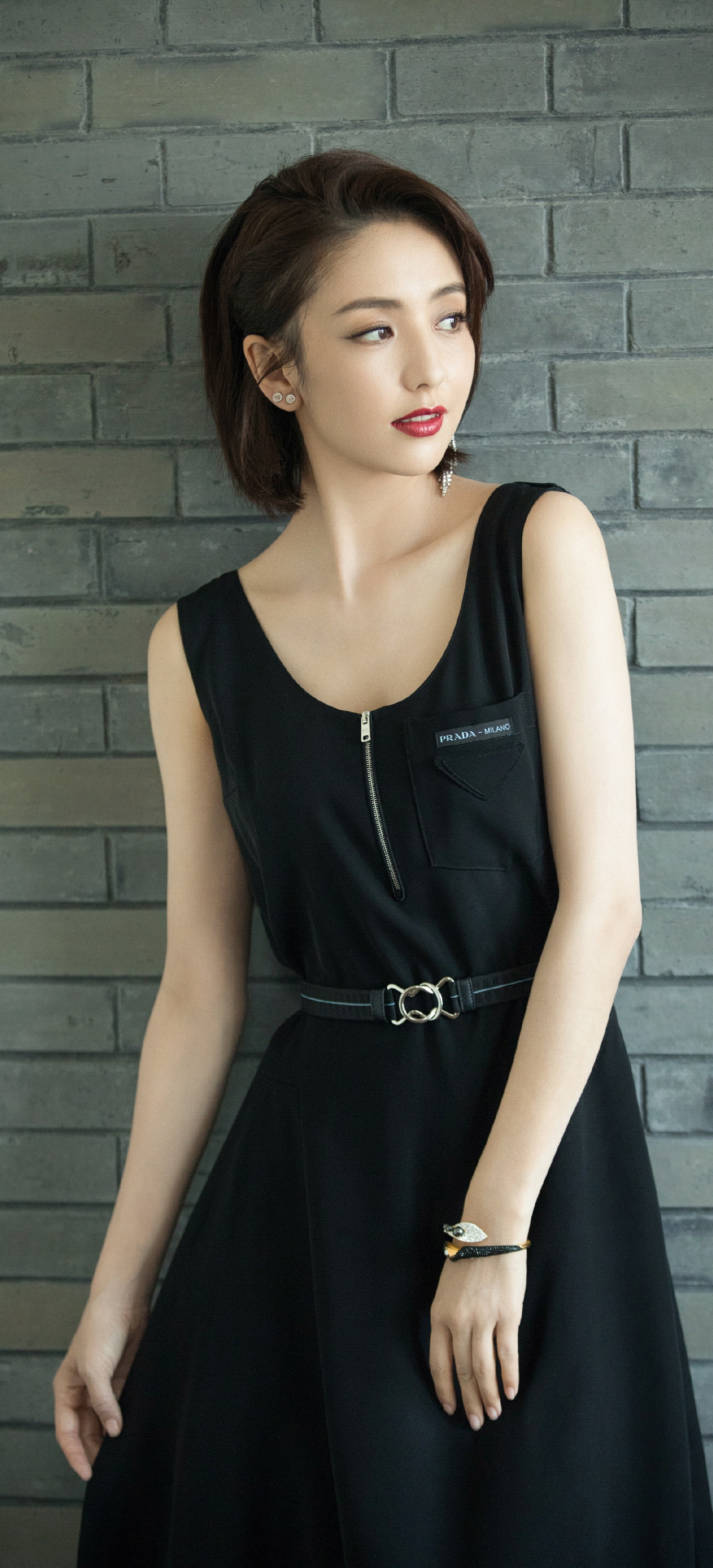 Liya Tong*Yuqi Chen: Beautiful Wallpaper - iNEWS