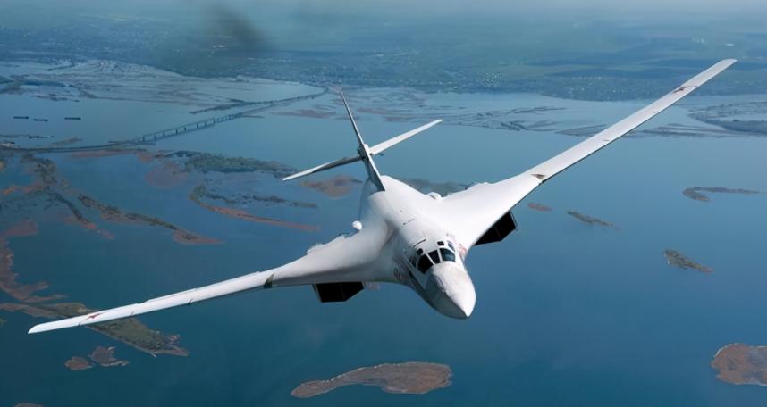 With just one "machine" power, the Chinese bomber has evolved for three ...