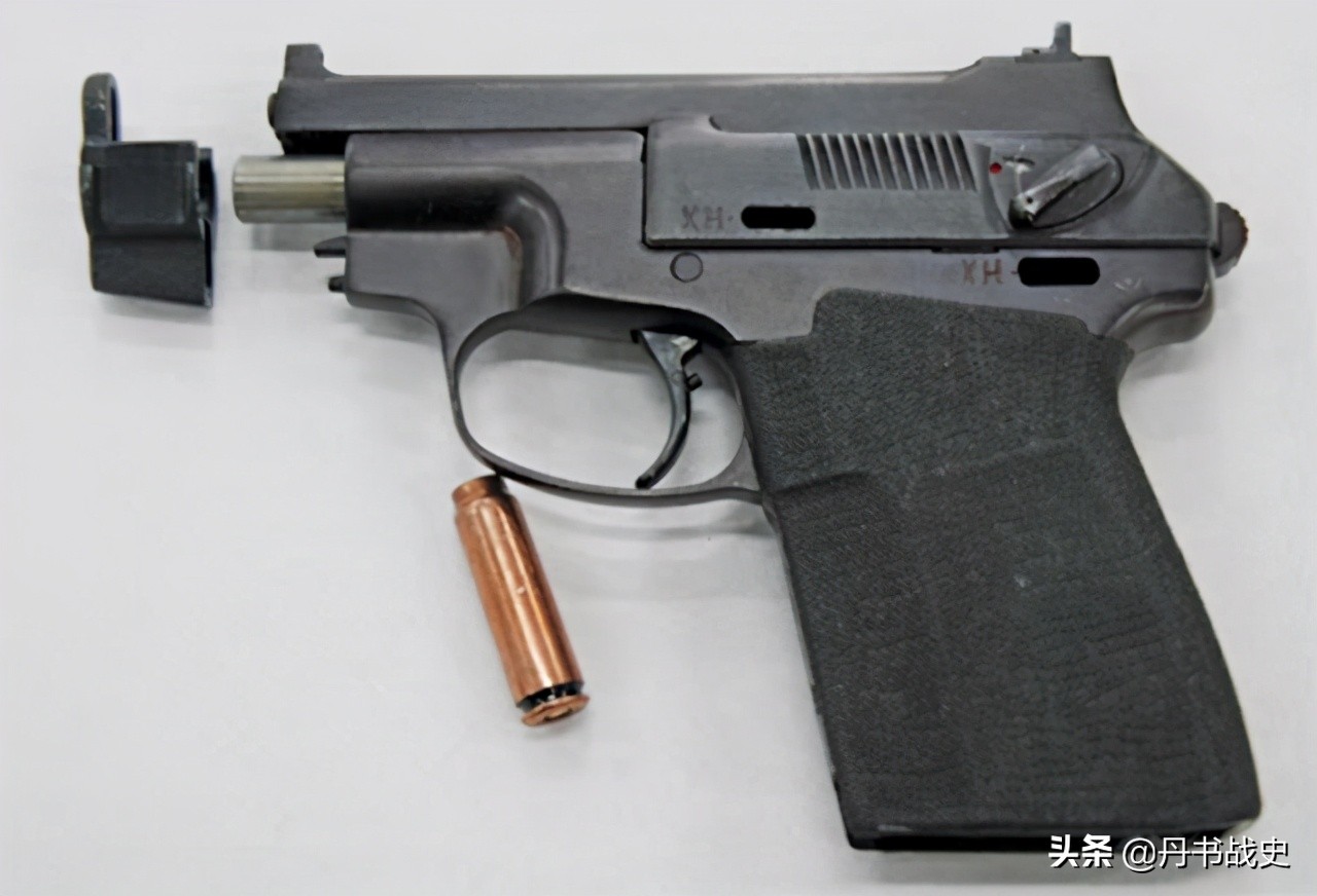 A pistol with a life span of only a thousand rounds, the Soviet PSS ...