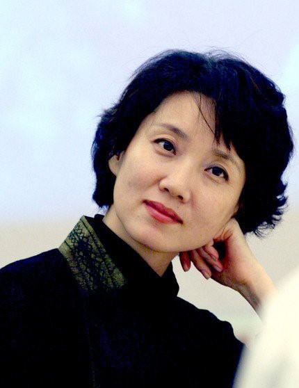 CCTV host Li Xiuping is a beautiful character, expert: people are ...