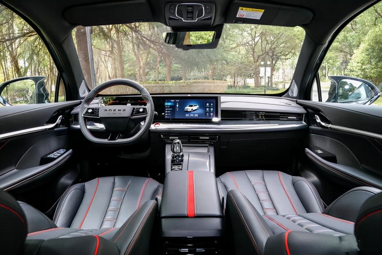 How about the new Roewe RX5 MAX? - iNEWS