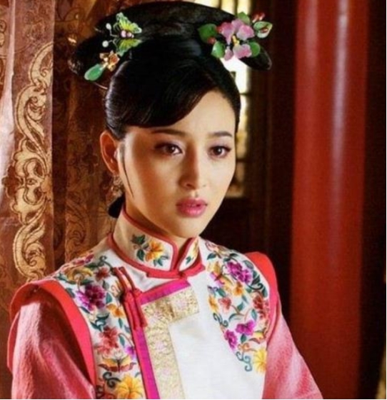 She was the only adopted daughter of Kangxi. She was made an exception ...