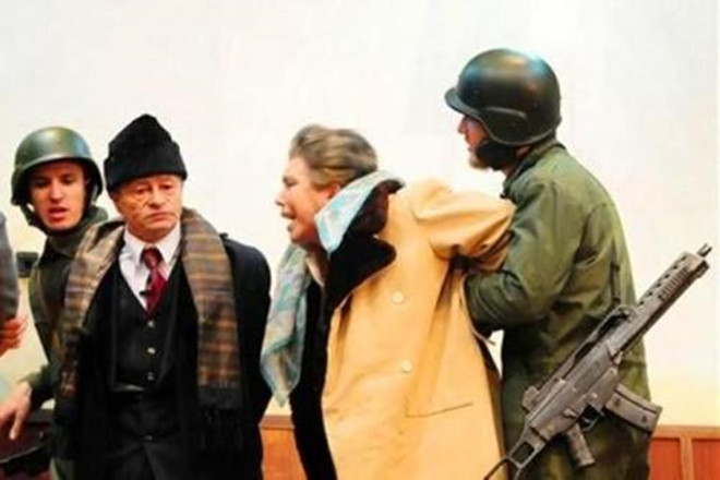 Upheaval in Eastern Europe: Romania "changed colors", why was Ceausescu ...