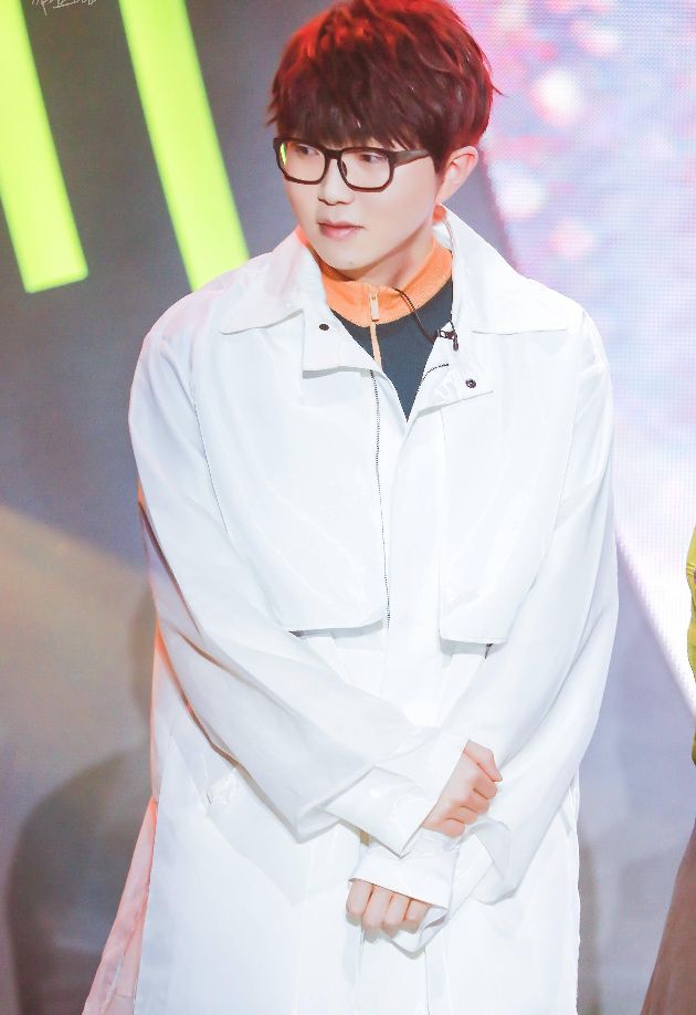 Mao is not easy: a cute and cute male singer - iMedia