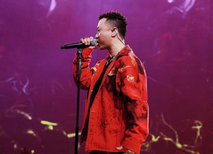 GAI Zhou Yan is coming to Zhengzhou!See you around the Universal Bar on ...