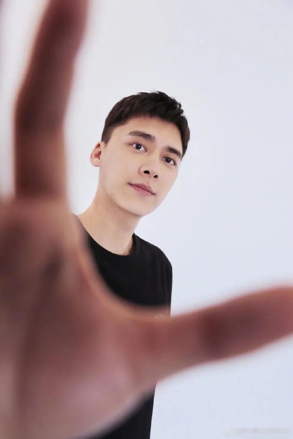 Li Yifeng Yang Mi Xiao Zhan Yang Zi Wang Yibo Ren Jialun Wang Yuan ...