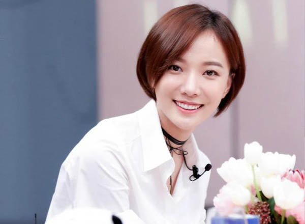 Wang Luodan issued an article to praise Zeng Wenhui for looking forward to Zhang Xin. Why does ...