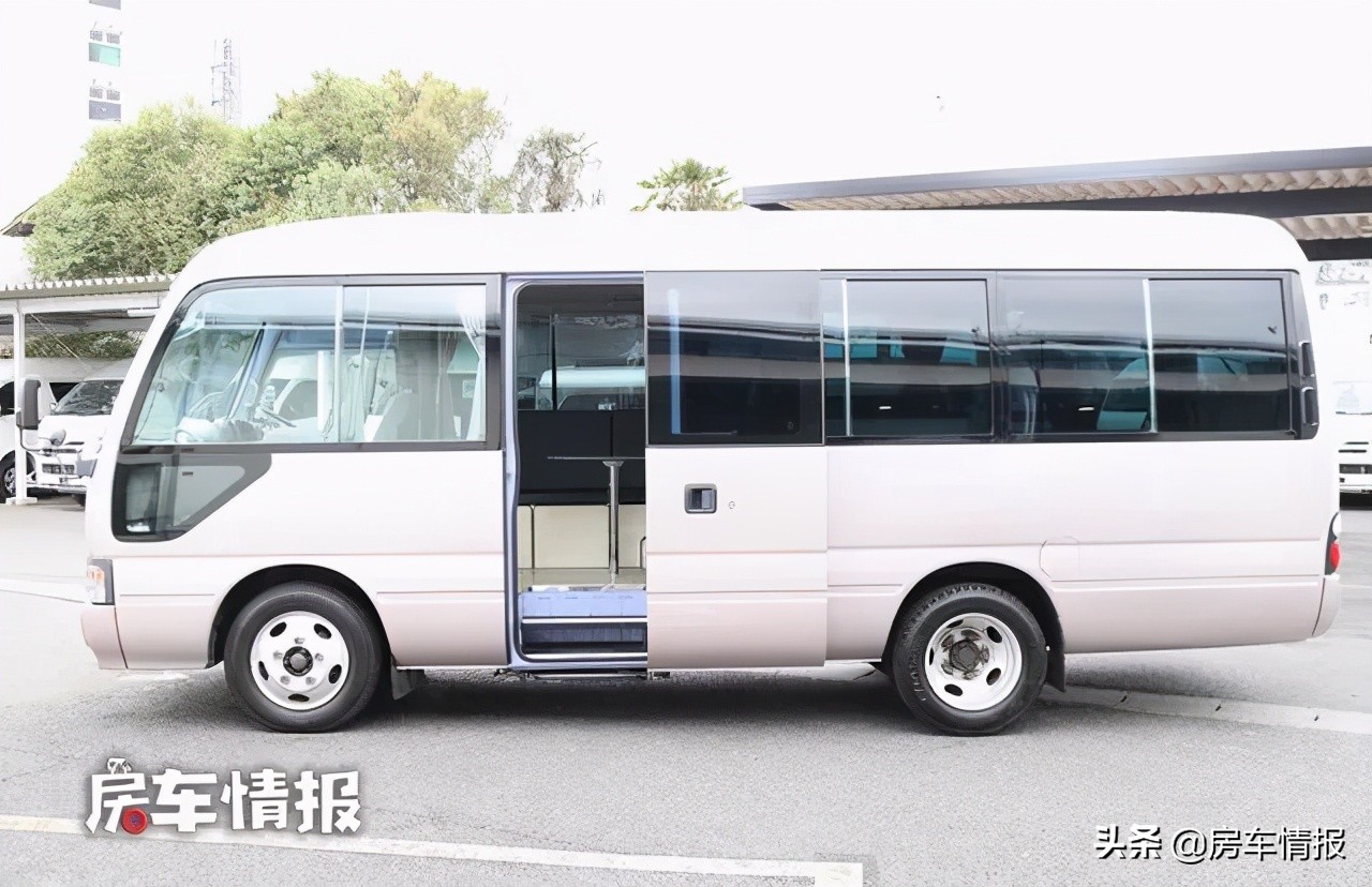 Toyota Coaster RV is here, 4.0L power can seat 7 people, large space ...