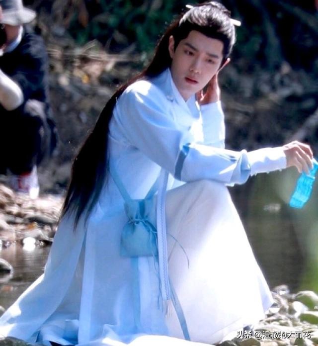 Xiao Zhancheng's "Jade Bone Remote" crew pistachio, set amused Ren Min ...