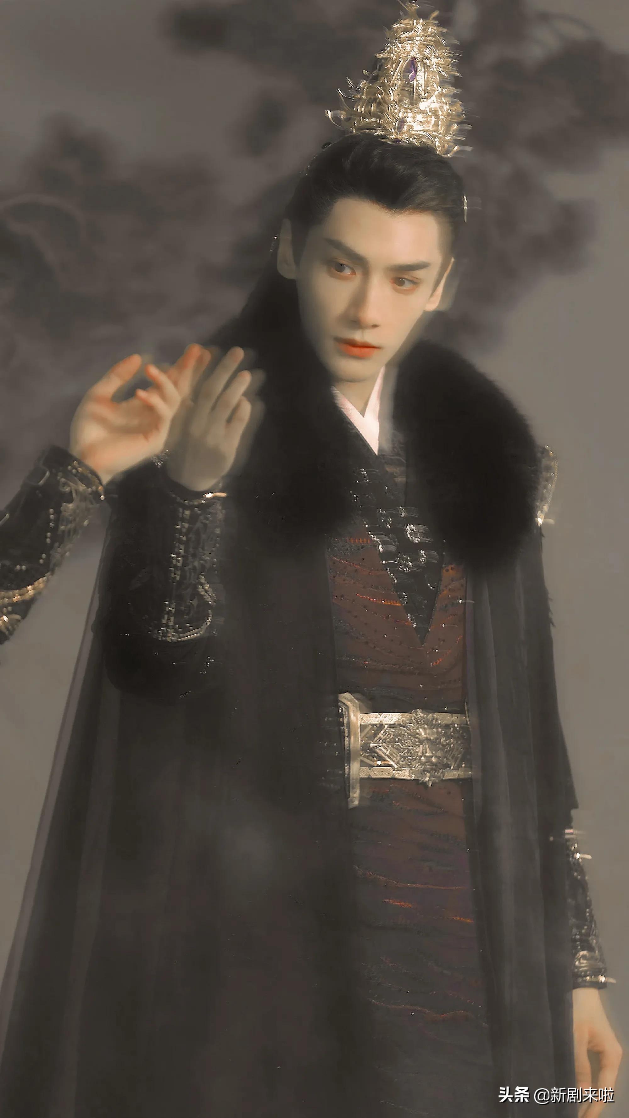 Celebrity Picture-Luo Yunxi - iNEWS