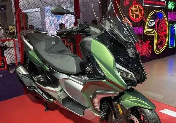 Qianjiang QJ big pedal FORT350 officially returns - iMedia