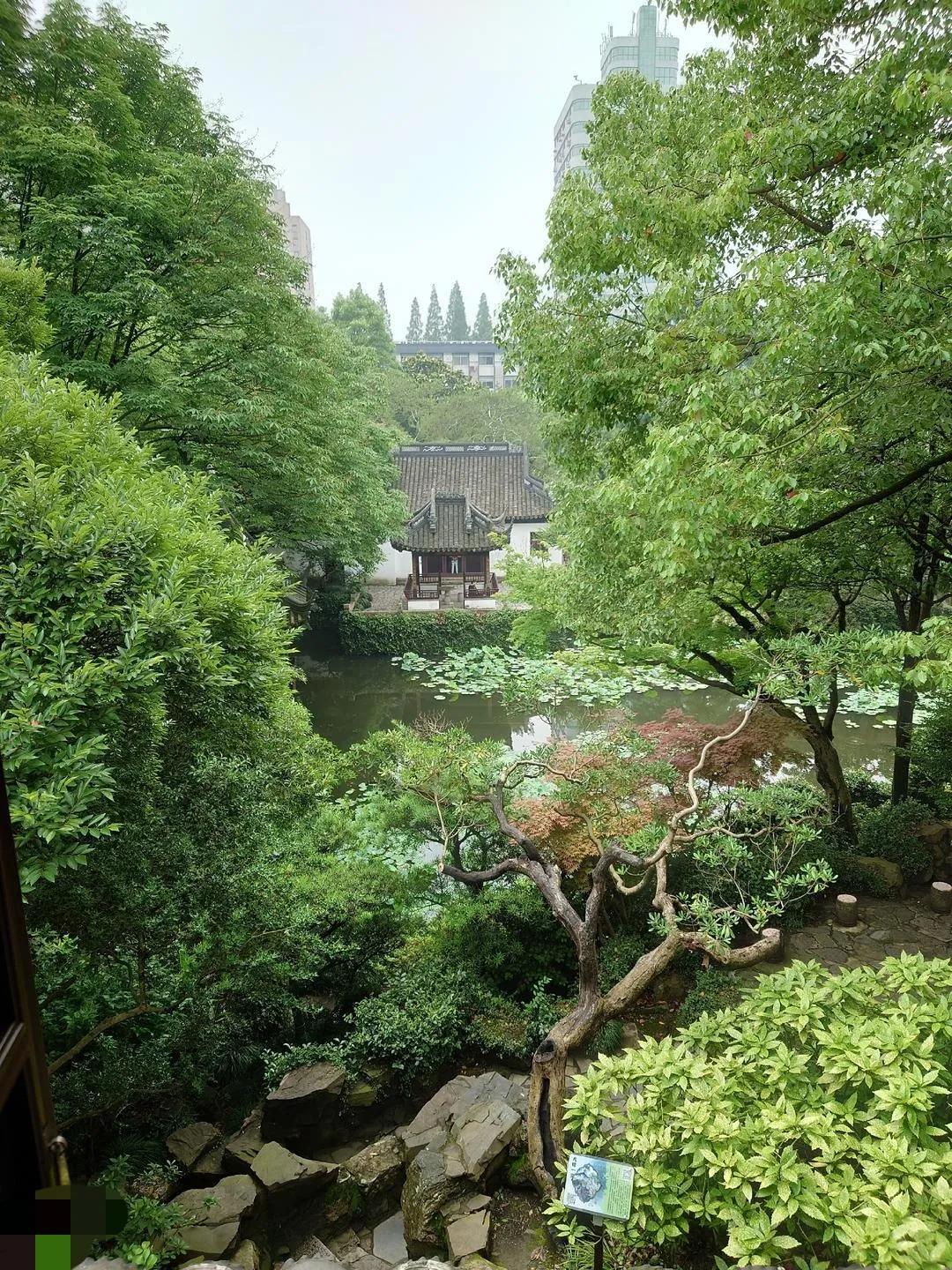 Shanghai Qingpu Qushui Garden, the best-preserved ancient garden, was ...
