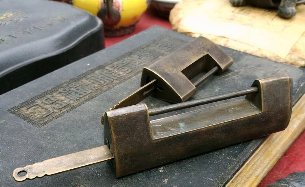 How many of these old objects do you know?Take a look at your mental ...