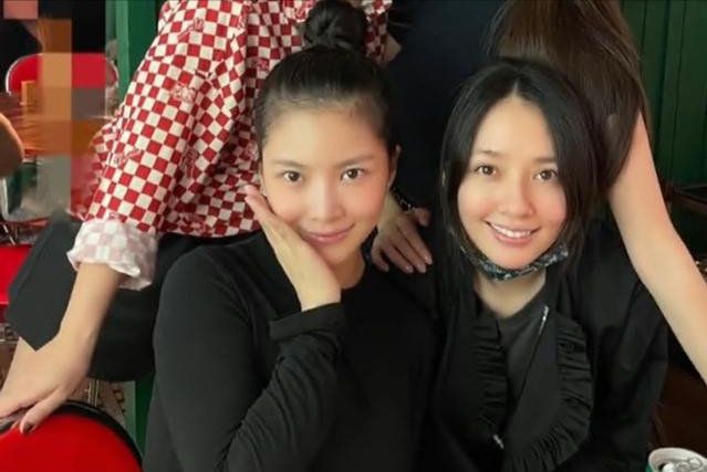 Four hot moms party, Ying Er, Xiao Li Lin, Guo Biting, Wang Can are ...