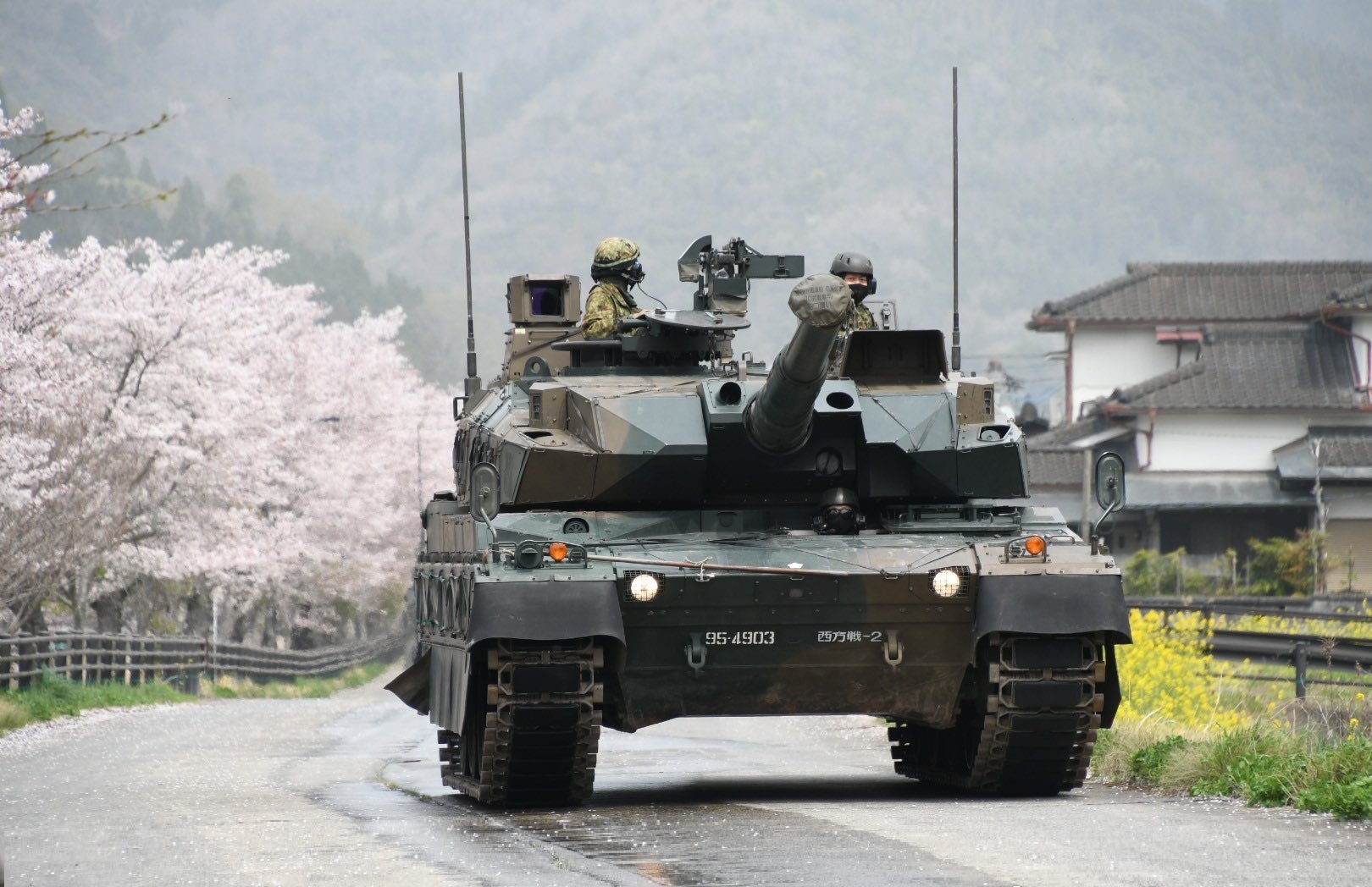 The world's most expensive tank runner-up Japan Type 10 main battle ...