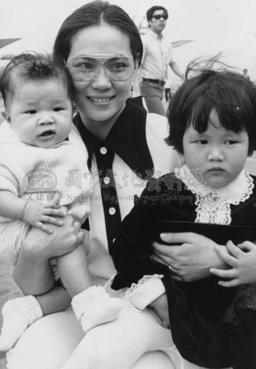 In the 90s, Hong Kong female singers, she was the earliest star second ...