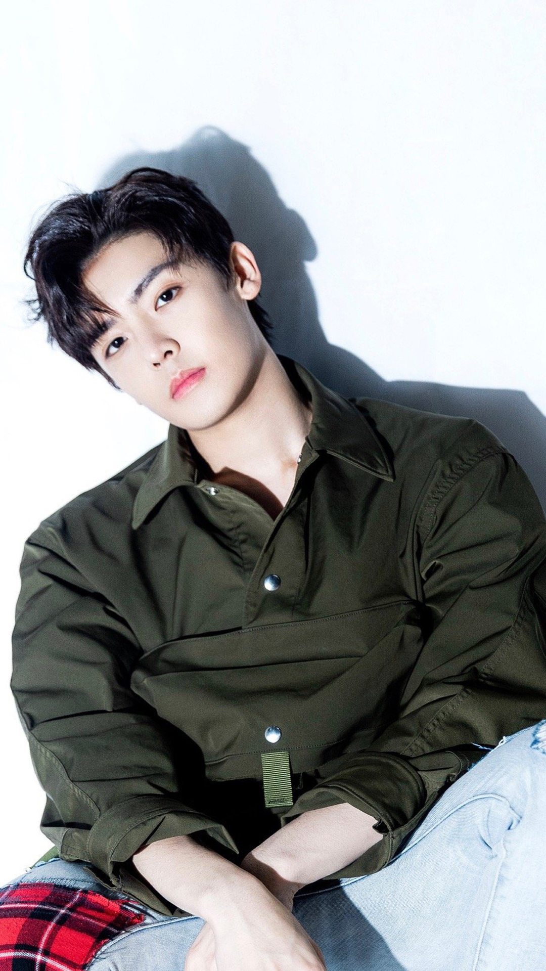 Star series wallpaper ~ Hou Minghao - iNEWS
