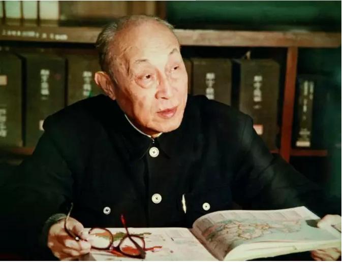 A list of celebrities and great men born on November 20 - iNEWS