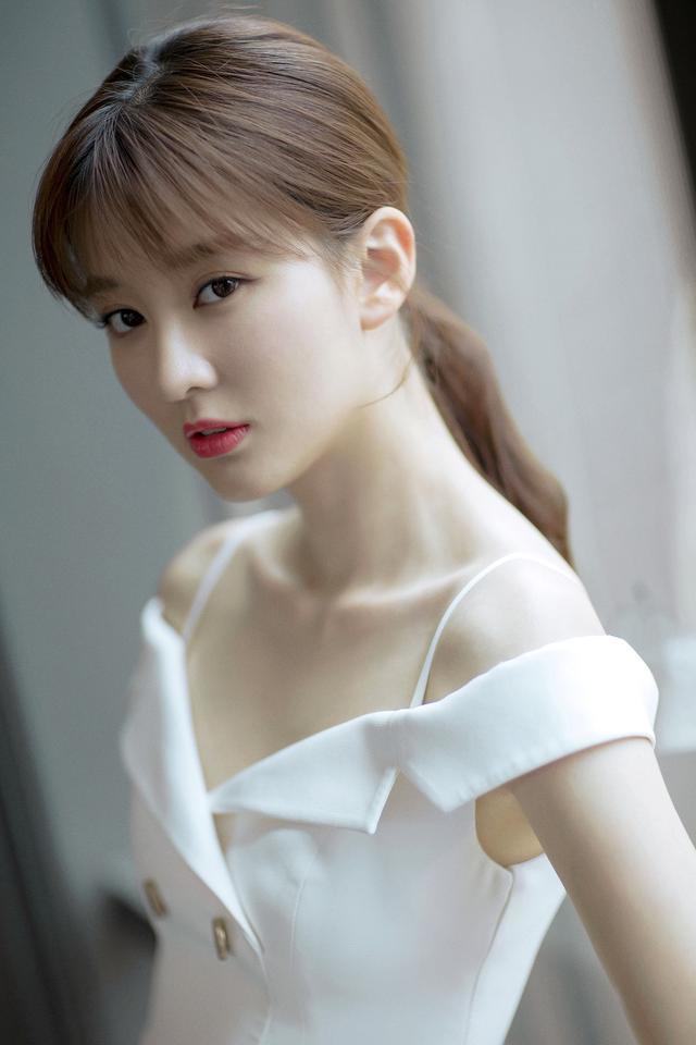 Born to be beautiful, stunning beauty-seductive beauty Joe Xin - iNEWS