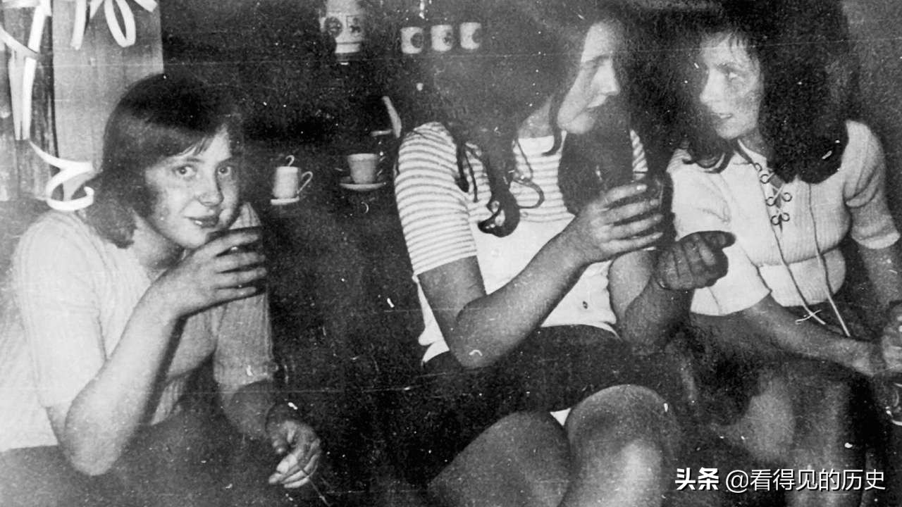 Old photos when Merkel had not yet become German Chancellor - iNEWS