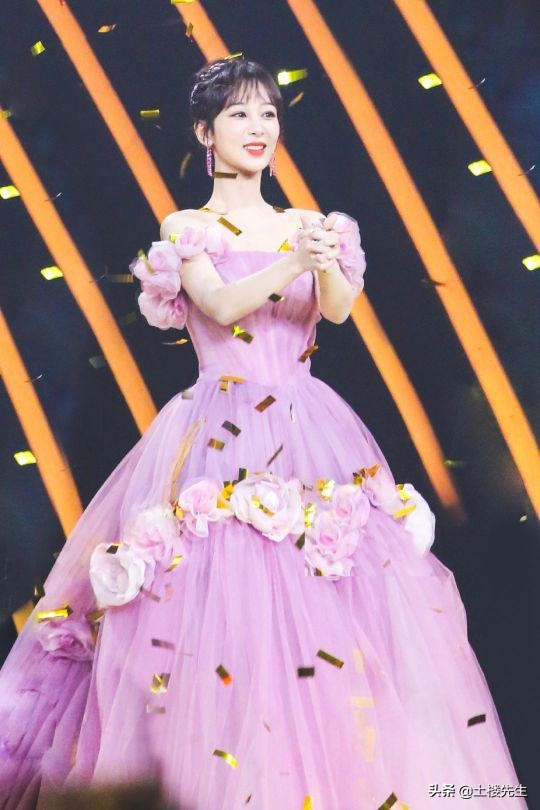 Tang Yan, Ni Ni, Yang Mi, and Yang Zi contend for beauty, and Master ...